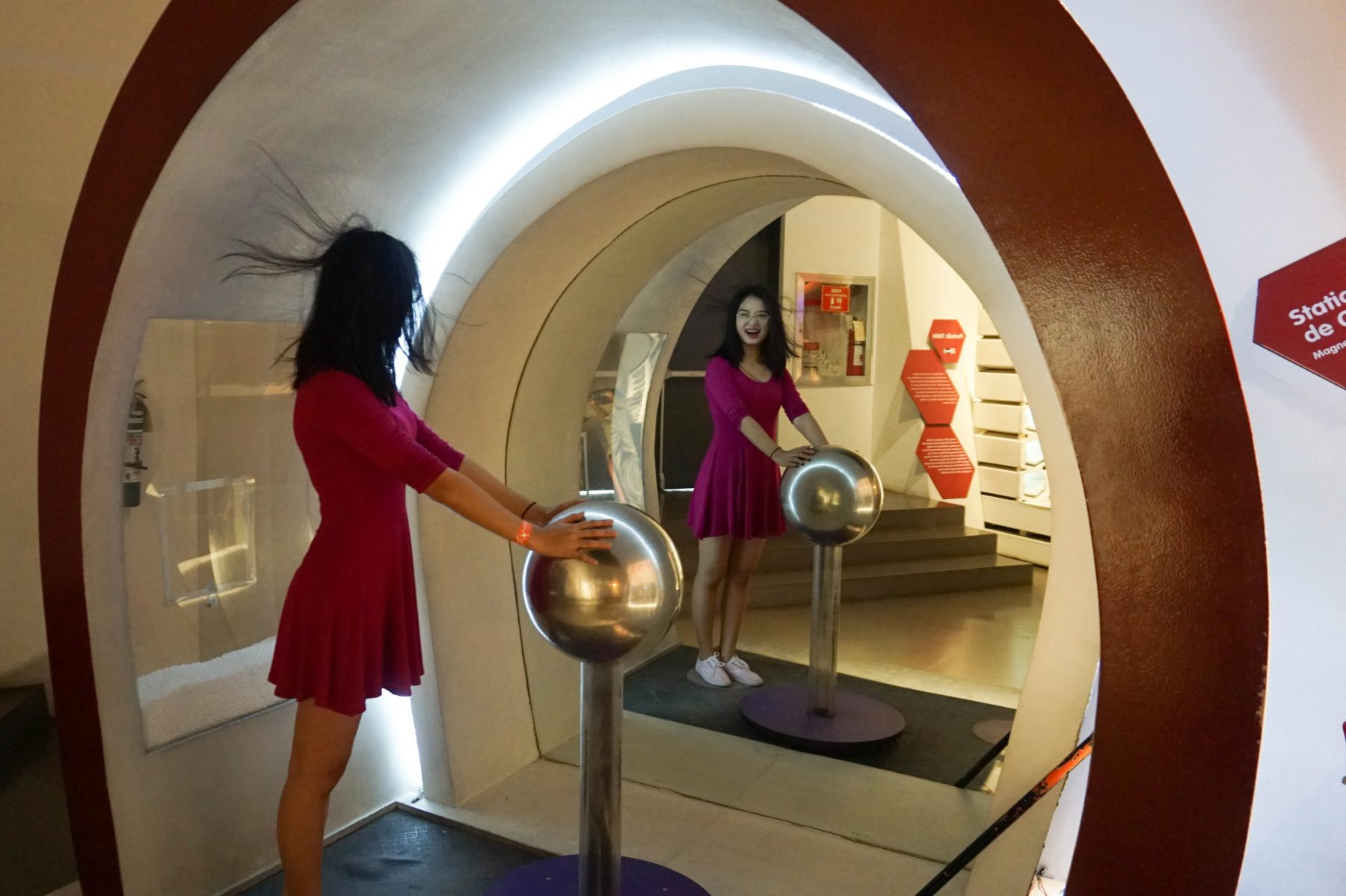 The Mind Museum - Fun Science (Museum Guide) - ChaseJase